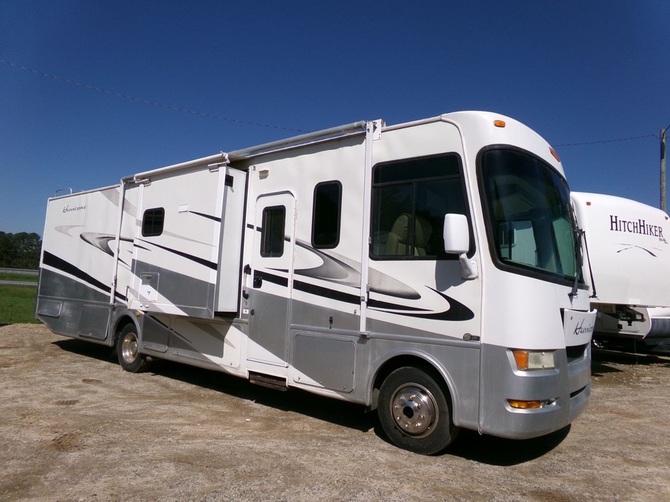 No Reserve Used 3 slide motorhome short small RV 38k miles chevy cheap ...