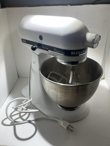 Kitchenaid Classic Plus Tilt Head Stand Mixer w/ 3 Attachments | eBay