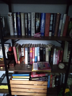 BOOKS IN BULK LOTS -Hardback And PAPERBACK For Resale 10 Pounds | eBay