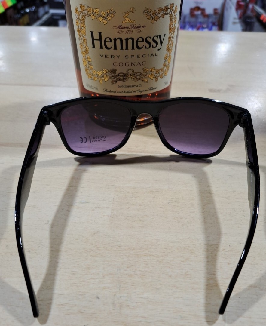 NEW:HENNESSY COGNAC "HENNY" SUNGLASSES/BLACK PLASTIC WITH WHITE ...