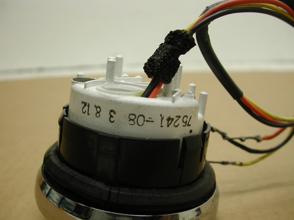 HARLEY DAVIDSON Softail Road King DYNA OEM 75241-08 Fuel Gauge | eBay