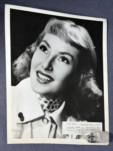 1960s Lillian Nelson Model from Patricia Stevens Casting Service | B&W ...