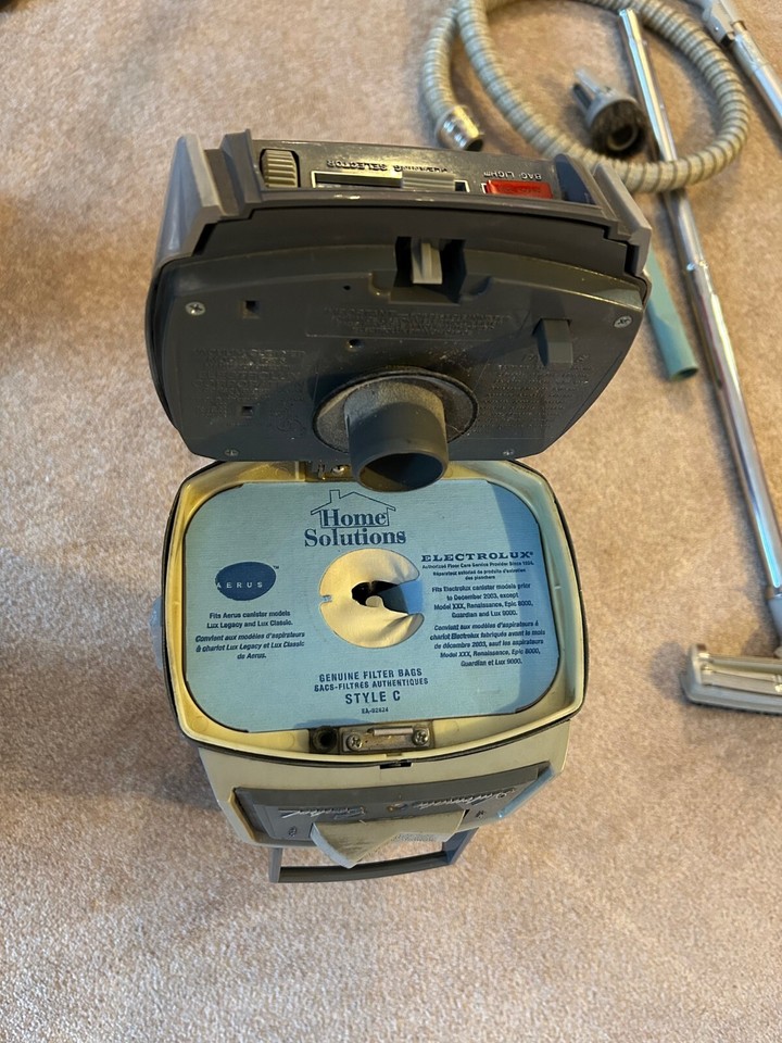Vtg Electrolux Silverado Deluxe Model 1505 Canister Vacuum w/ Hose ...