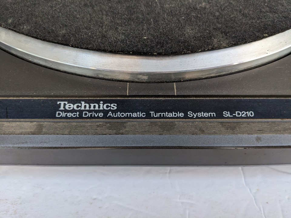 Technics Direct Drive SL-D210 Turntable Works Japan British 220 ...