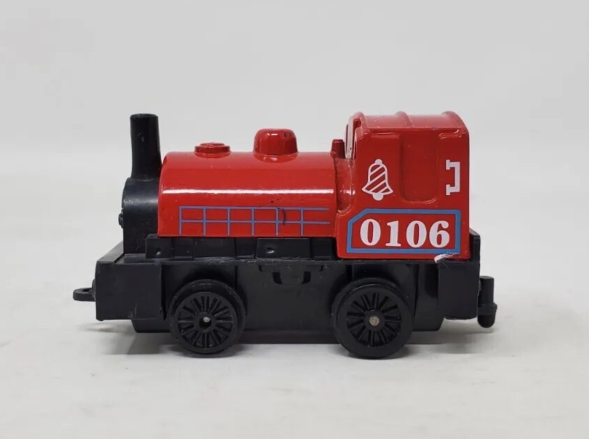Toysmith Pullback Motor Locomotive Red 0106 1/64 Scale Die cast | eBay