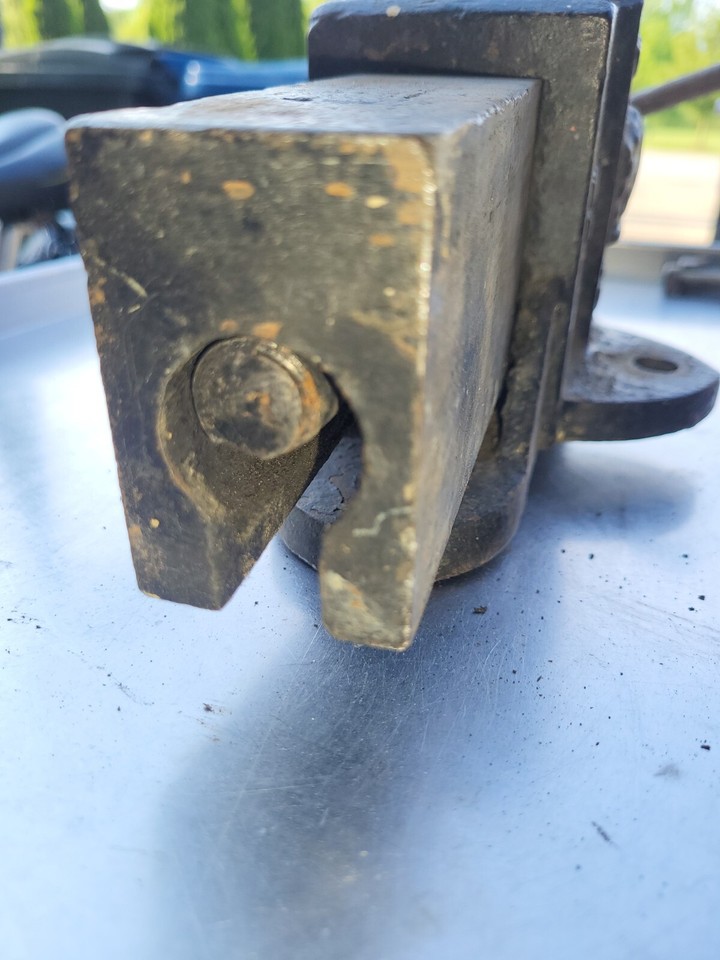 Prentiss MONARCH Vise No. 215 P V Co. Lion Head - Stationary Vise 4 ...