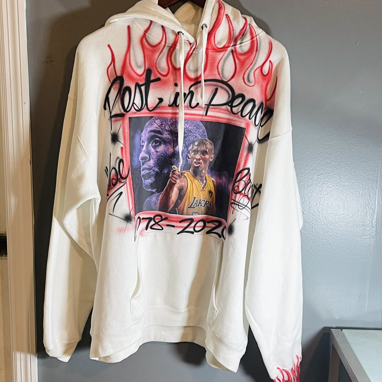 Rare OOAK Kobe Bryant Artisan RIP Grafitti Hoodie Por… - Gem