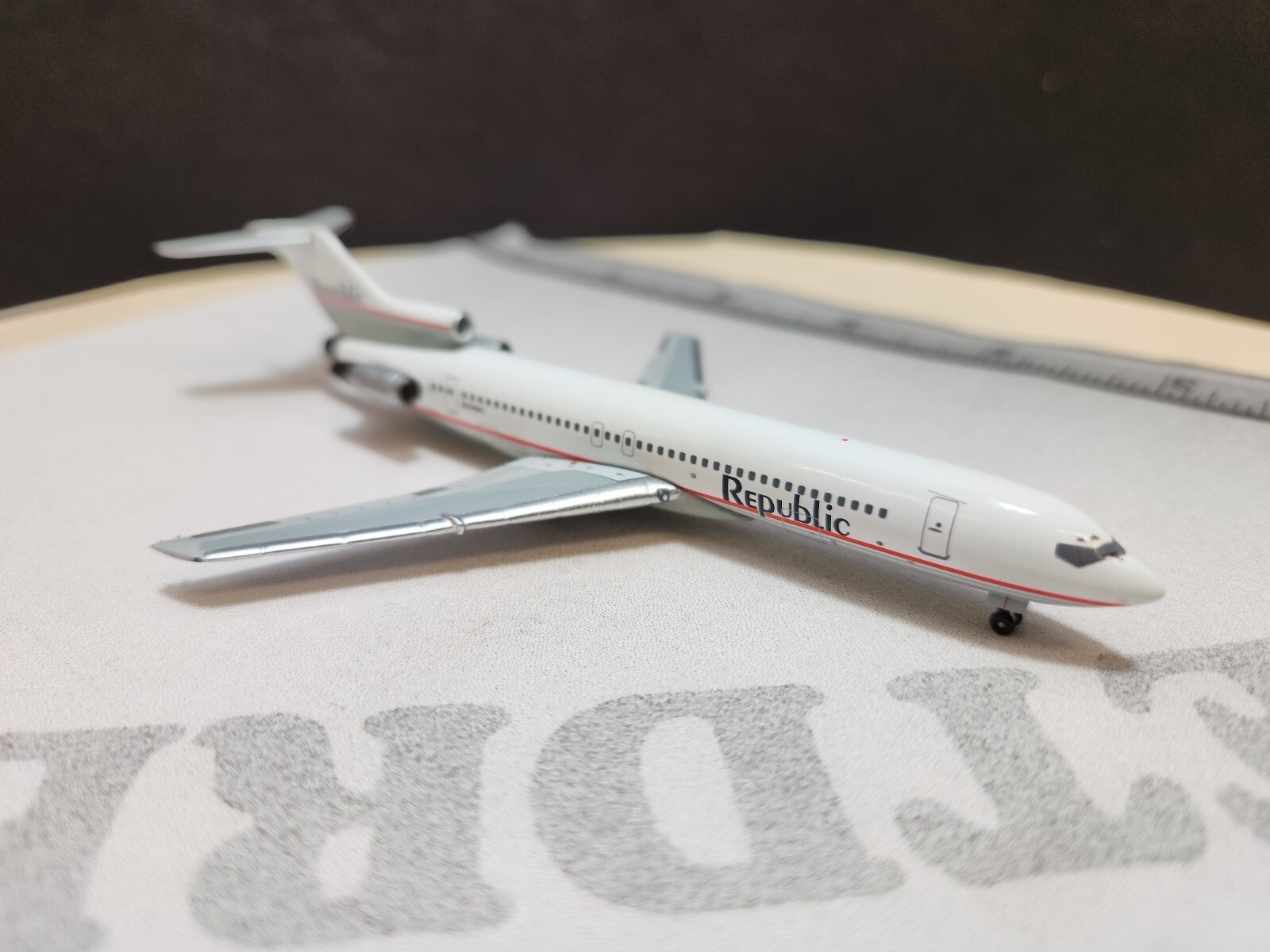 1/400 REPUBLIC AIRLINES BOEING 727-200 1980'S COLORS N274WC ...