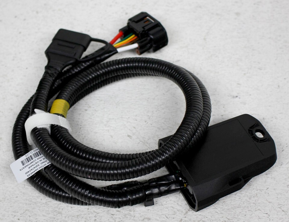 New Old Stock OEM for Hyundai Santa Fe, Santa Cruz S2F67-AC400 Hitch ...