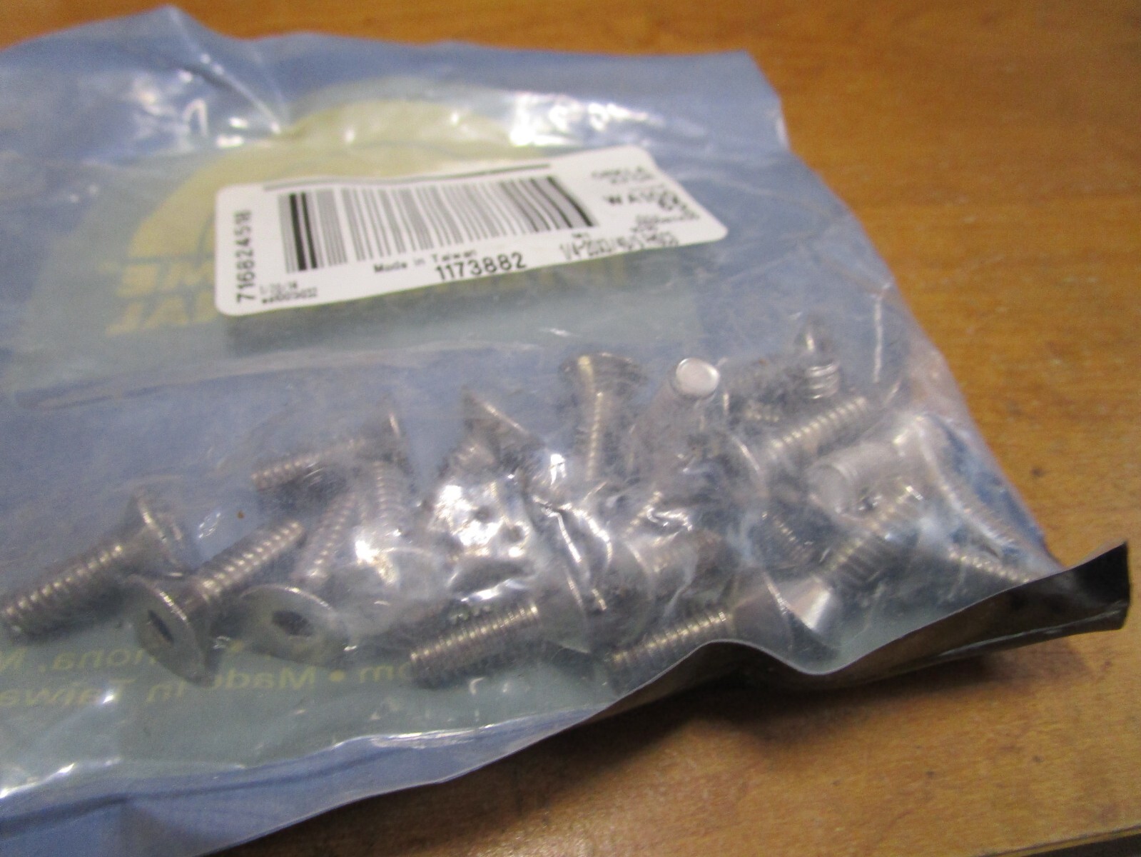 1/4"-20 x 3/4" ASTM F879 Hex 18-8 Stainless Steel Flat Socket Cap Screw ...