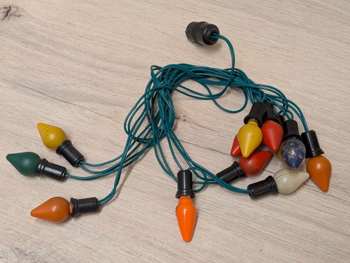 Vintage C7/C9 Multi-Color Christmas String Lights Green Wire Bakelite ...