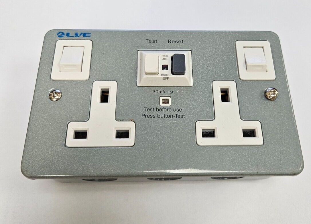 CPN 13a Surge Protection Socket 2 Gang Metal Clad Switched 30ma RCD SMR ...