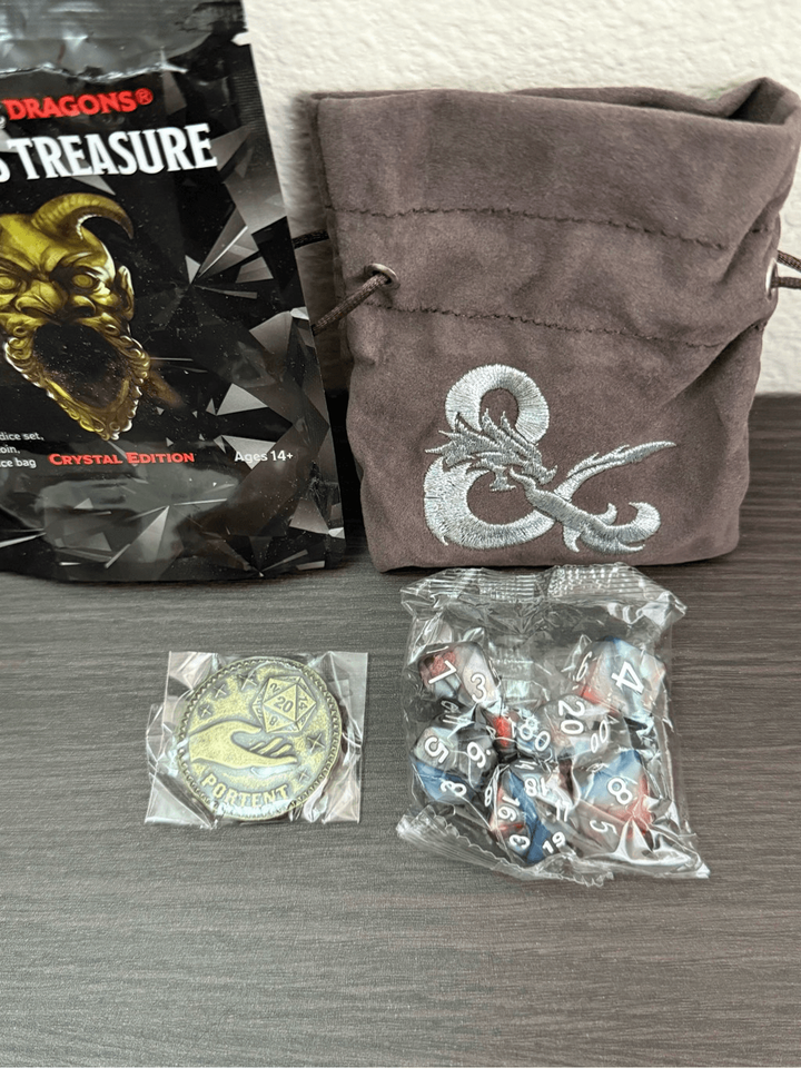 Dungeons & Dragons Acererak's Treasure Crystal Edition Dice Set + Bag ...