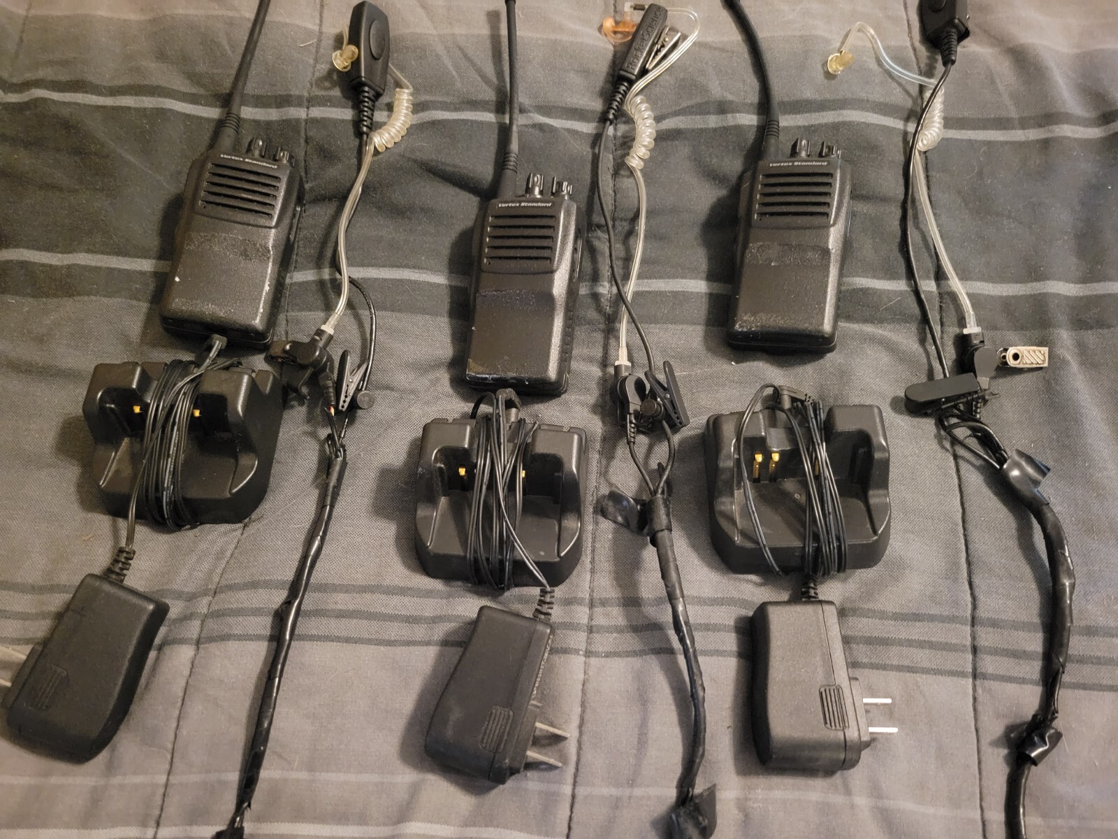 Vertex Standard VX-417 Two-Way Radio / Analog / 450 MHz - 485 MHz - Lot ...