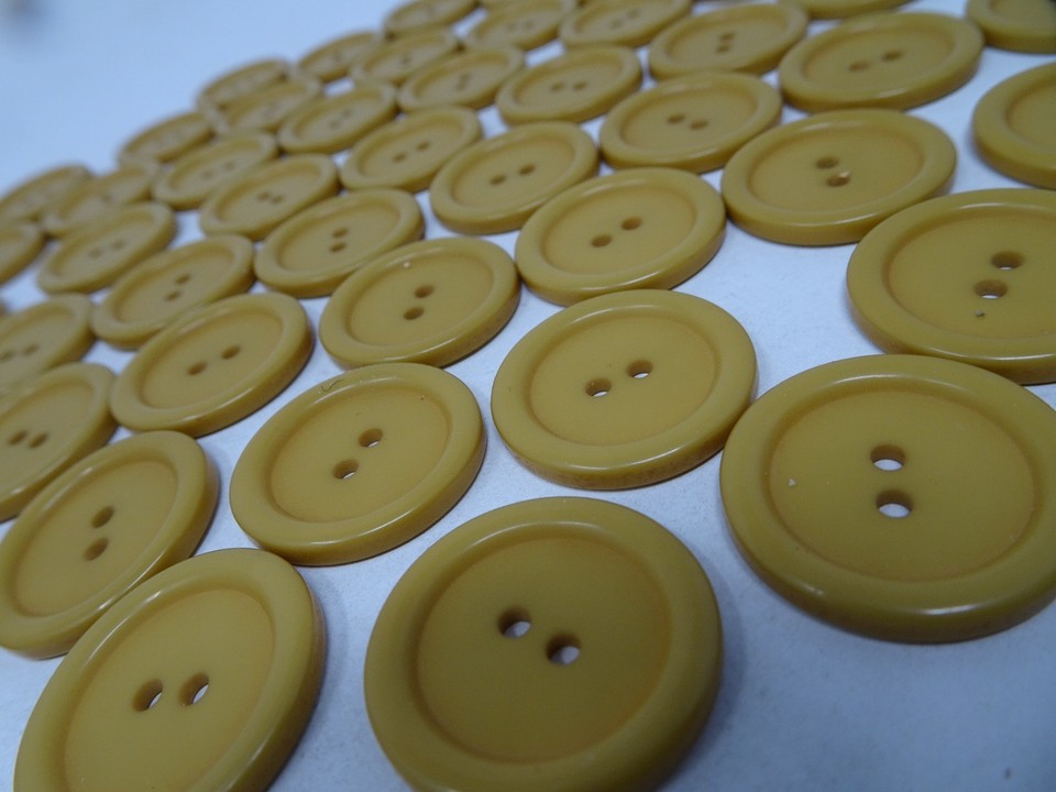 Vintage Mustard Yellow Round Doll's Eye 2-Hole Buttons 24mm Lot of 8 ...