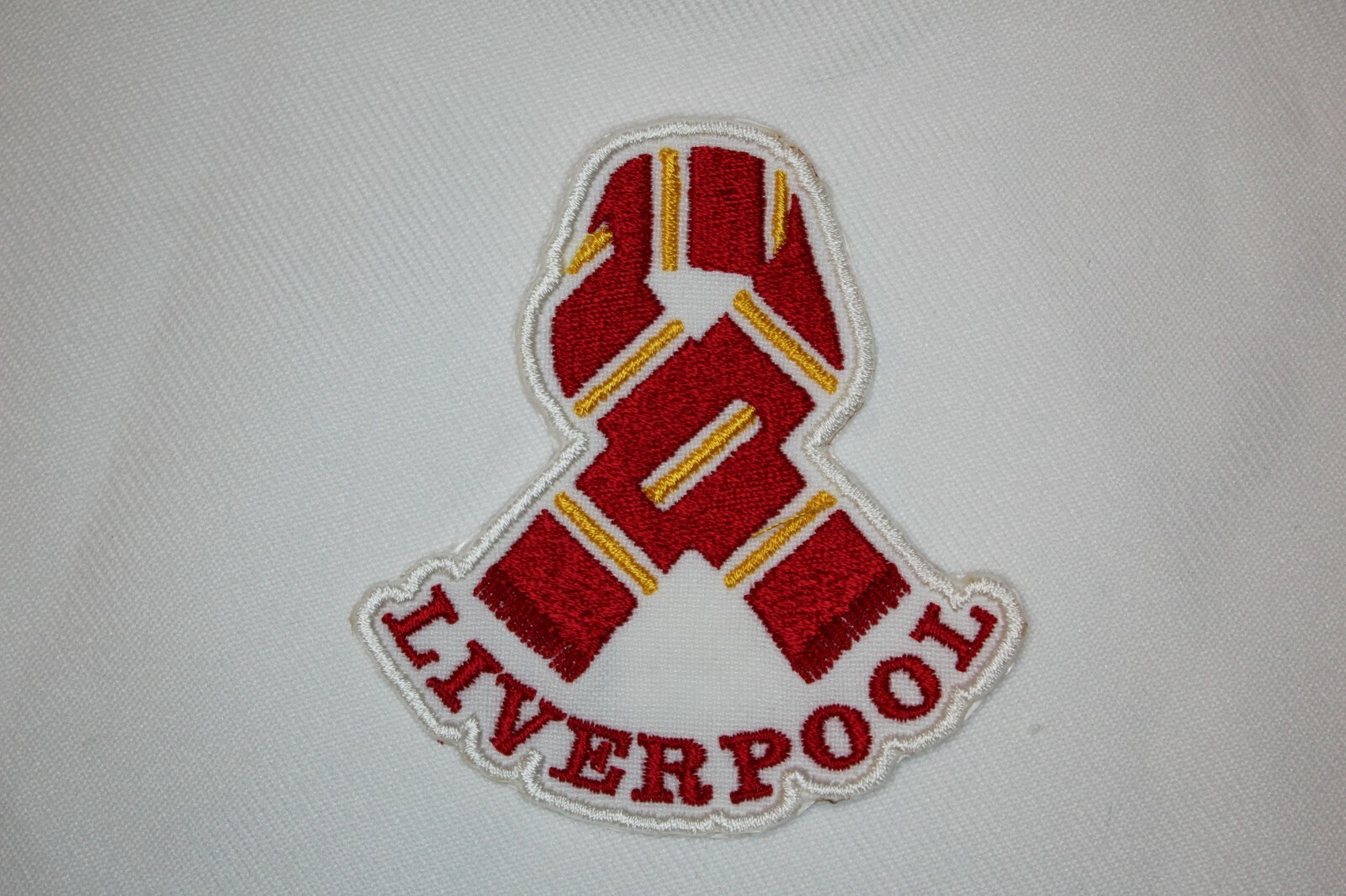 LIVERPOOL - LFC - PATCH 'SCARF' IRON ON / SEW ON - FREE POST ...