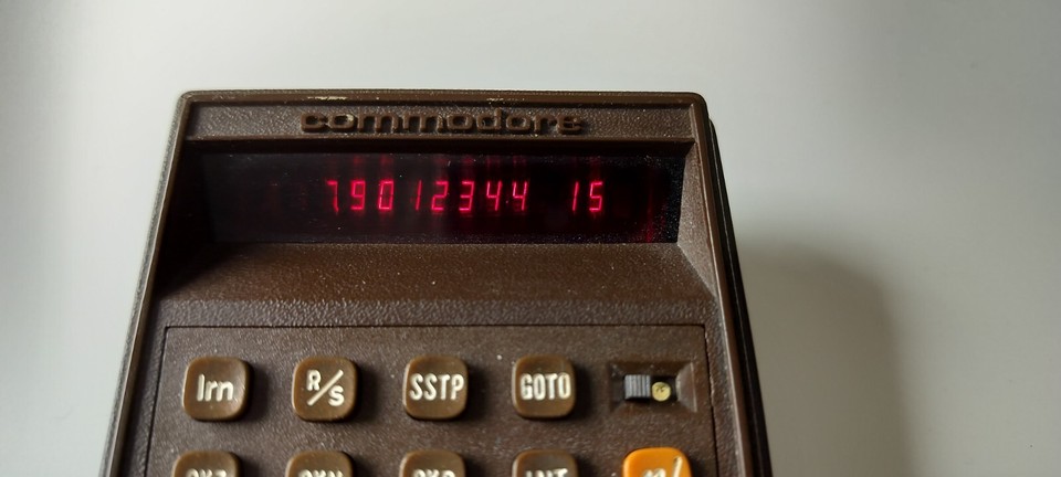 FULLY WORKING Vintage Commodore P50 Scientific Calculator very nice and ...