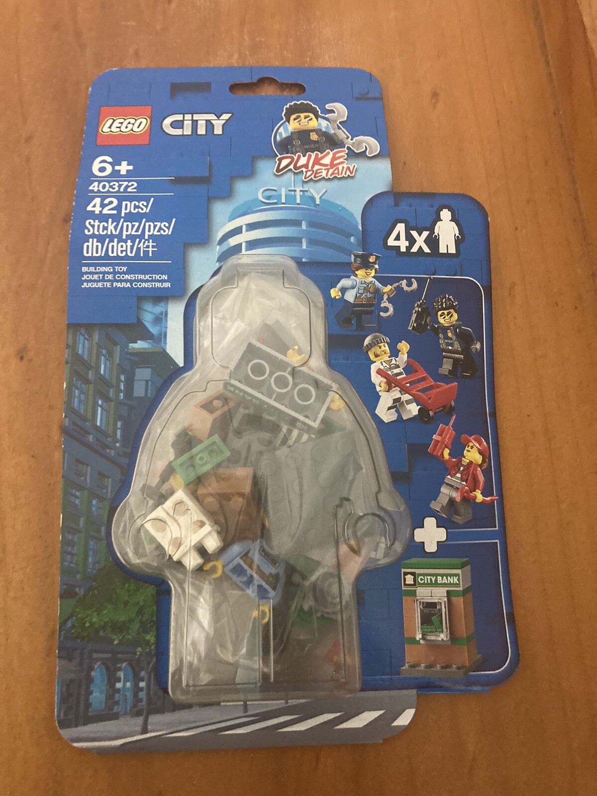 Brand New LEGO 40372 City Police Minifigure Accessory Set | eBay