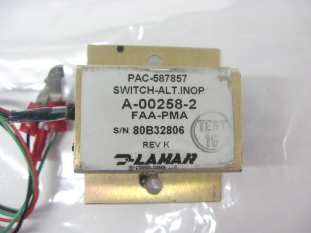 Lamar A-00258-2 Alternator INOP Switch - Piper PN: 587 857 - Lot ...