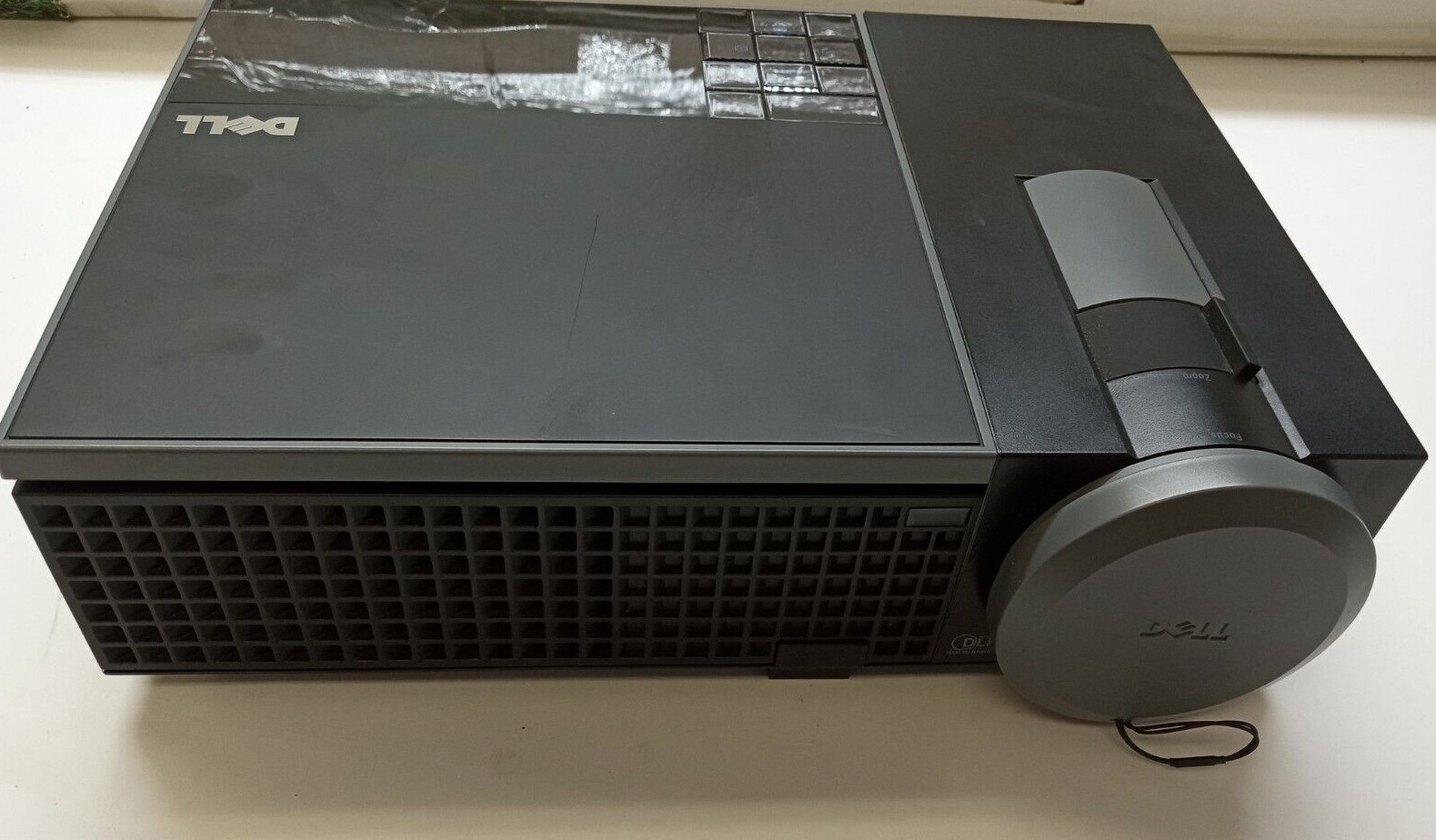 Dell 1209S Desktop Multimedia Projector Black DLP Has Black Dots on ...