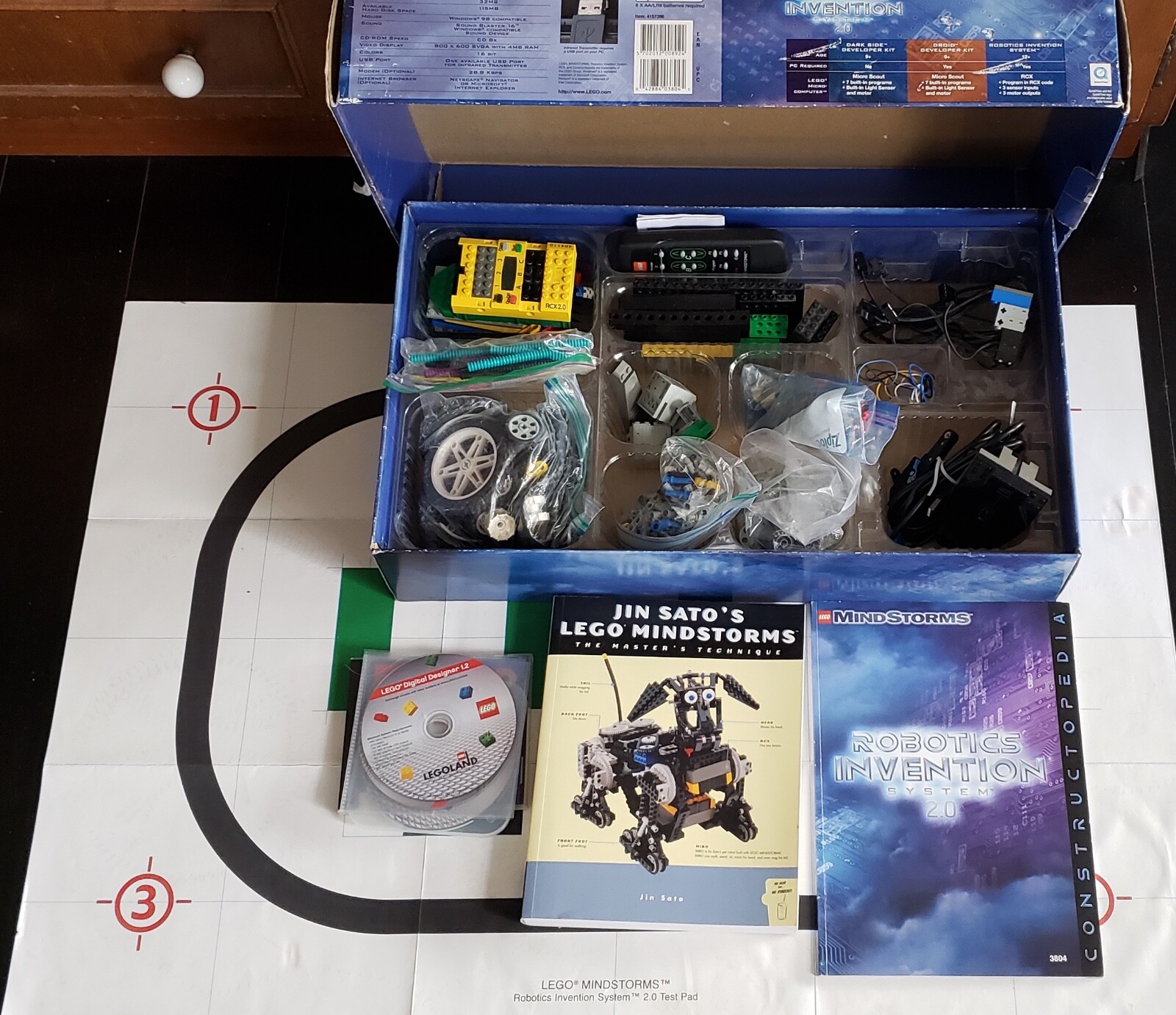 Vintage Lego Robotics Invention System 2.0 –3804/RIS 2.0 Basics Kit ...