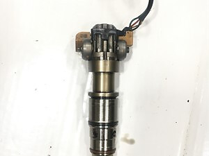 Used fuel injectors for International DT466 1842576C93 service ...