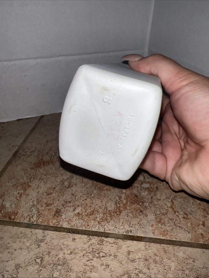 Vintage Johnson’s Baby Powder Original Formula Talc Scent 9 oz 40% Full ...