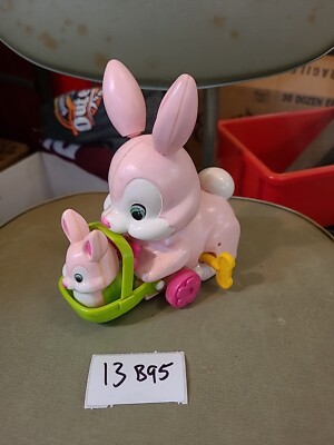 Vintage Happy Easter Bunny Rabbit Wind Up Toy Works 13 B95 humy works ...