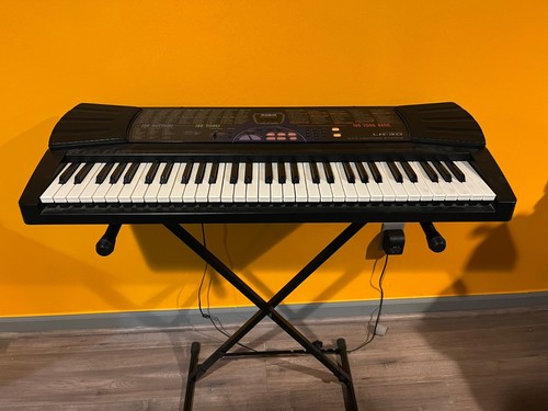 Casio LK-30 Keyboard 100 Song Bank Key Lighting (With Keyboard Stand ...