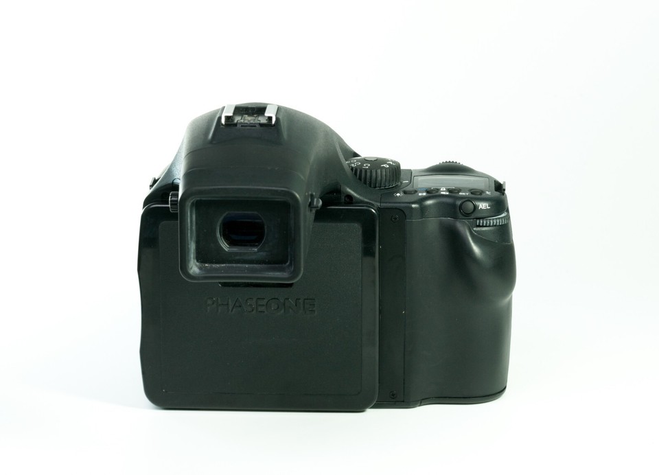 Phase One 645 DF Medium Format Digital Camera with Schneider 80mm F2.8 ...