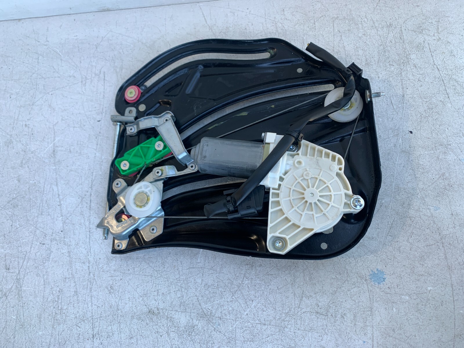 2013-2019 MERCEDES SL550 R231 REAR LEFT DRIVER SIDE QUARTER WINDOW ...