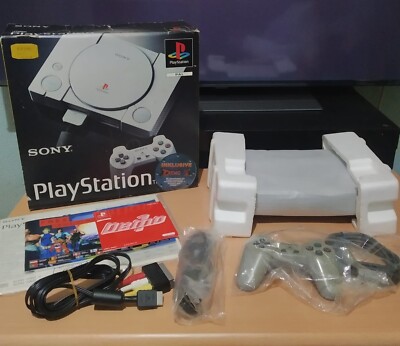 Sony PlayStation 1 SCPH-1002 C | PAL | Gray | Home Console | CIB