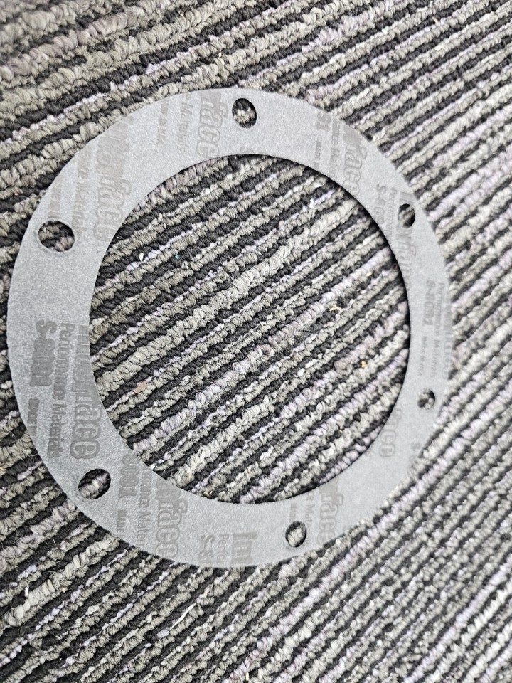 SKF 1643 Oil Fill 6-Bolt Hubcap, 6.25" Outer Diameter Bearing Cap Seal ...