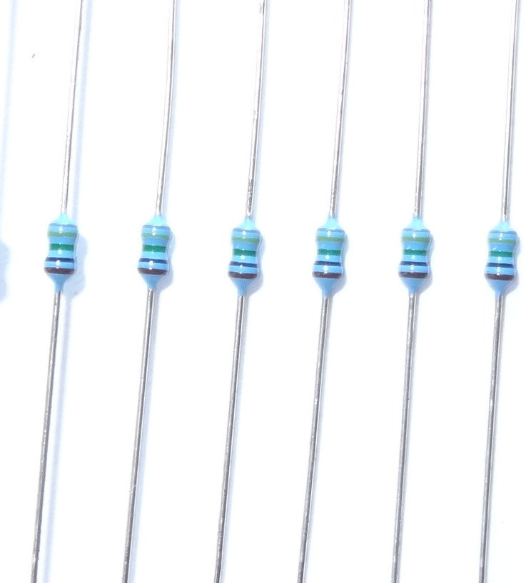 50 pcs 3.3k (3k3) ohms 5% 1/8W Carbon film resistors. | eBay