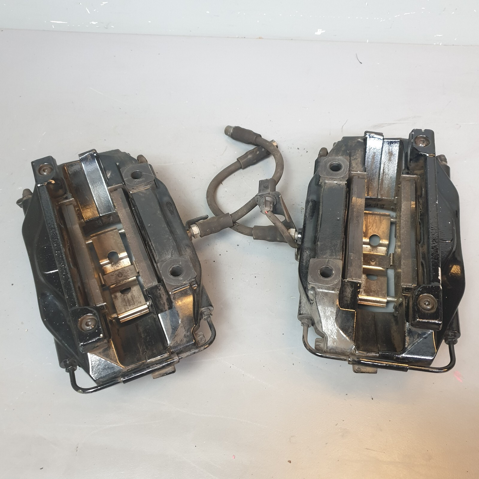 Audi R8 42 Pair of Rear Brake Caliper Calipers Brembo 4 Piston suit ...