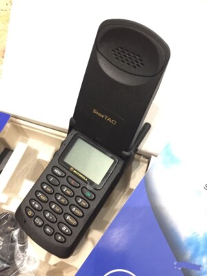 NEW Motorola StarTac D GSM Original Boxed star tac vintage retro flip ...