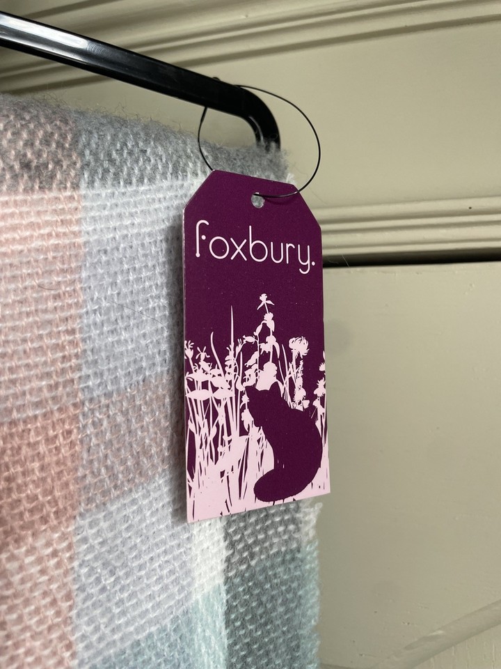 Foxbury checked scarf / wrap, 100% acrylic, 186 x 70 cm, BNWT | eBay UK