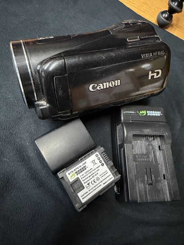 Canon Vixia HF M40 High Definition Camcorder (Black) 16GB Internal ...