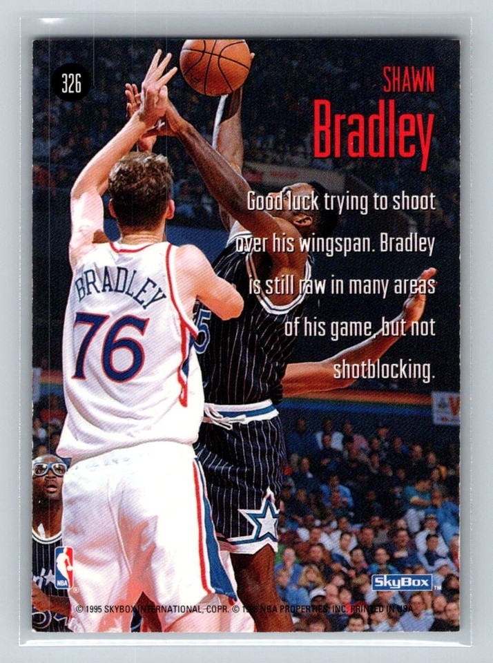 1994-95 SkyBox Premium Sky Swats #326 Shawn Bradley Philadelphia 76ers ...