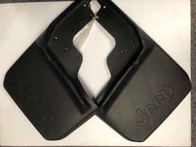 Mopar 82210232 Rear Deluxe Molded Splash Guards in Black with Jeep Logo ...