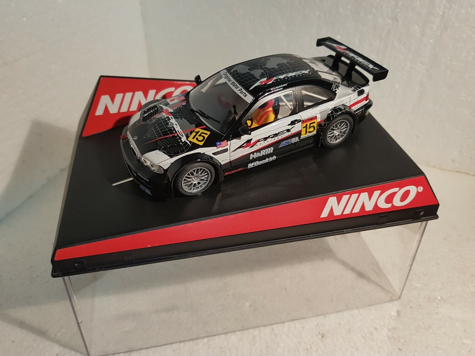 QQ 50335 NINCO BMW M3 GTR AMPREX #15 | eBay