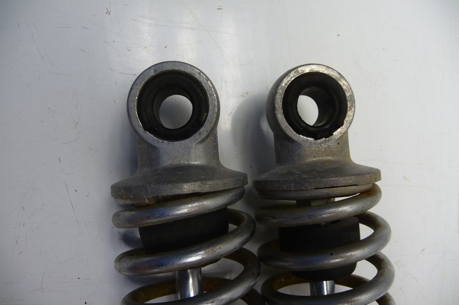 Kawasaki KZ250 KZ 250 #6011 Rear Shocks / Springs | eBay Australia