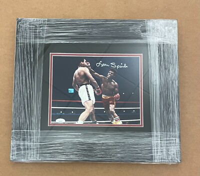 Leon Spinks Autographed Framed Photo JSA Authenticated Vs Muhammad Ali ...