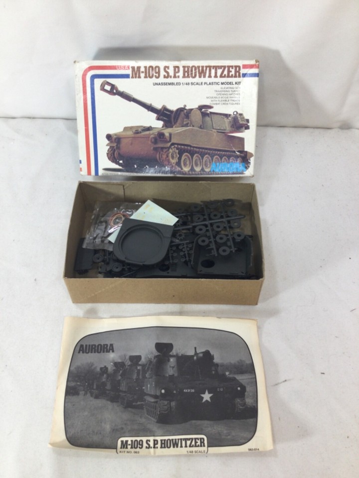 1976 Aurora US Army M-109 SP Howitzer Tank Artillery Model Kit 1:48 ...