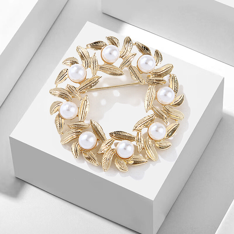 Fashion Wreath Pearl Brooch Pin Women Jewelry Banquet Party Brooch ...