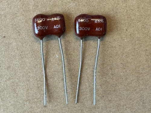 2 NOS Vintage 5600 pf 300v Silver Mica Capacitors 5% .0056 uf ADI (Qty ...