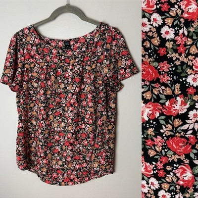 Emery Rose Blouse Size Medium Top Short Sleeves Floral Black Red Green ...