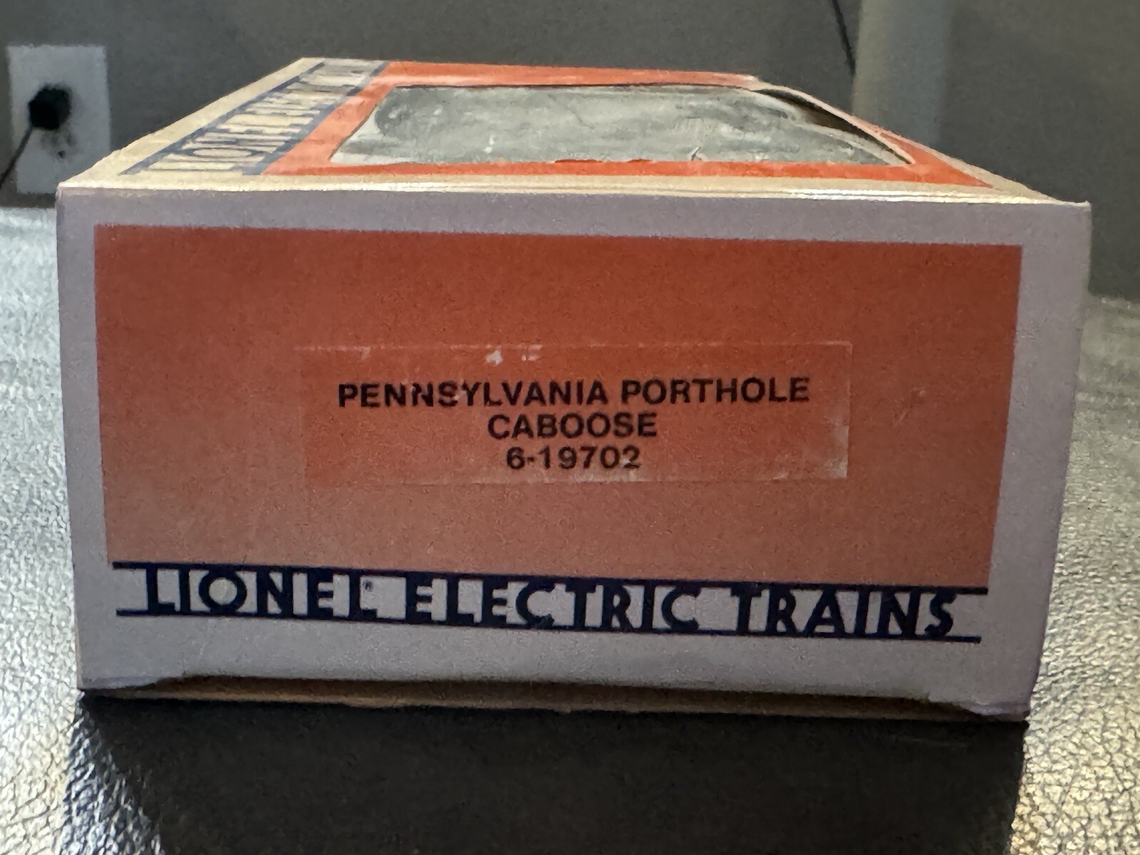 LIONEL ELECTRIC TRAINS PENNSYLVANIA PORTHOLE CABOOSE 6--19702 | eBay