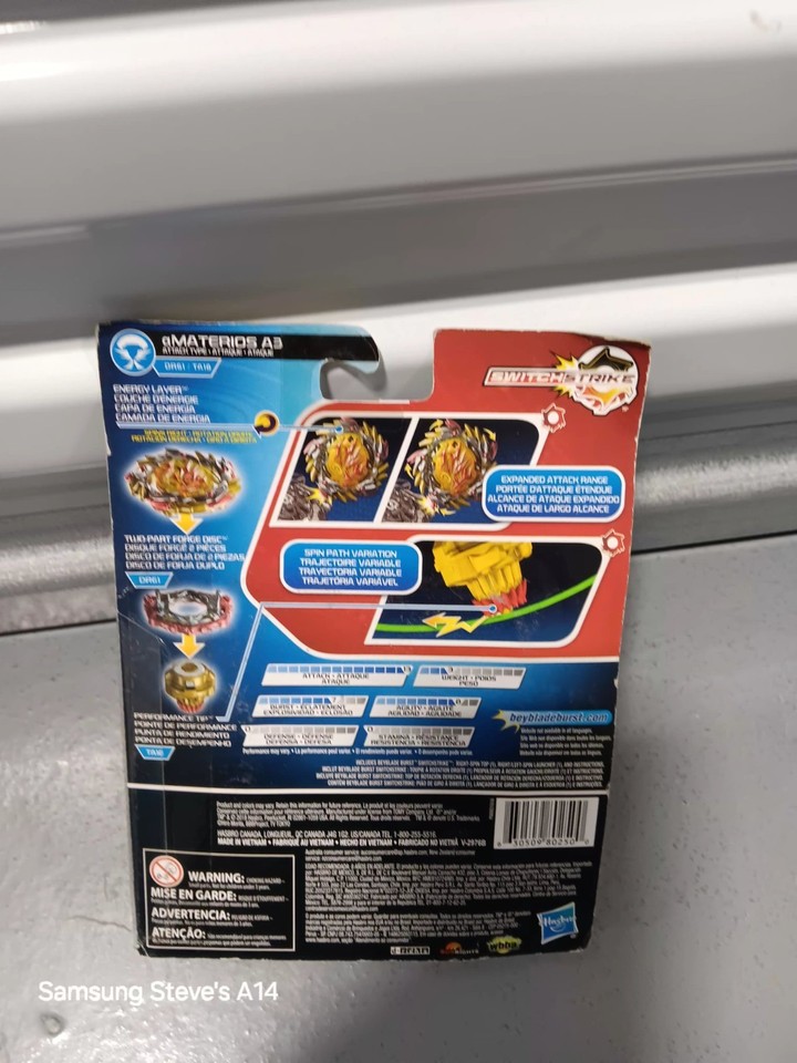Beyblade Burst Turbo Evolution SwitchStrike Doomscizor D3 Pack Hasbro ...