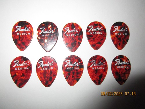 Lot of 10 Vintage 70's Fender 358 Shape Guitar Picks - Shell, Medium ...